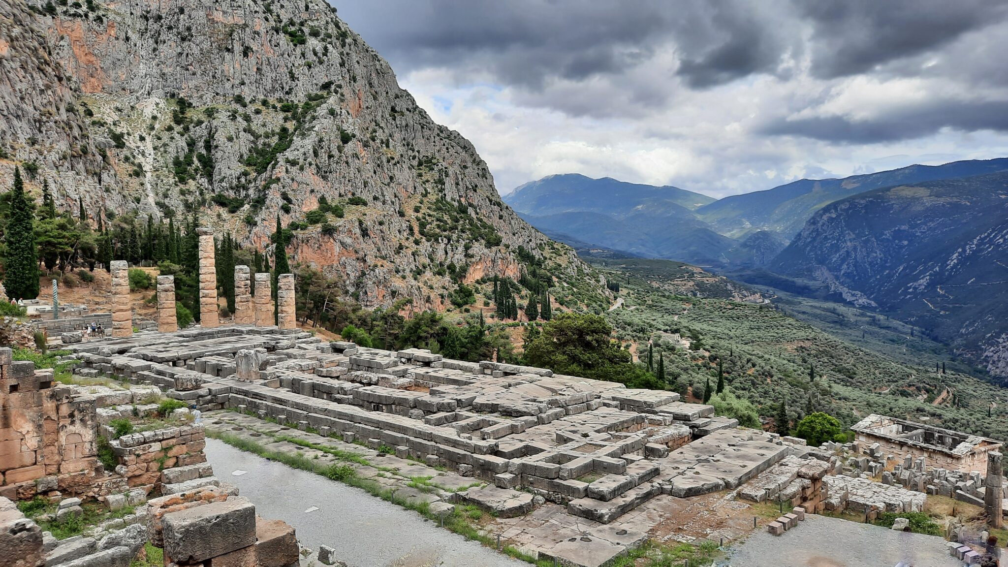 Rain Returned And More Ruins – Rodney and Laura's Blog